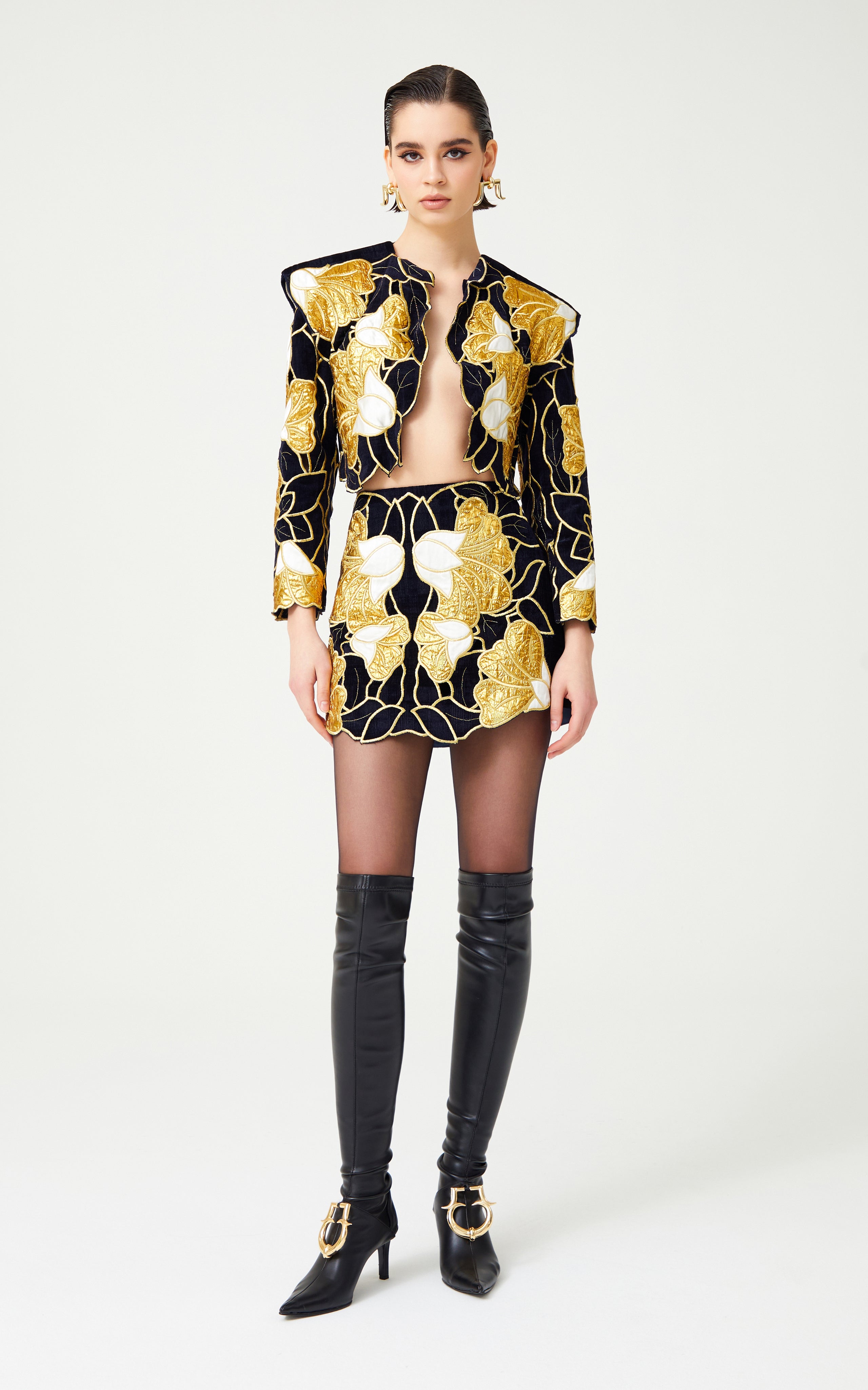 Gold Flower Brouded Jaquard Mini Jacket – RAISA VANESSA INT